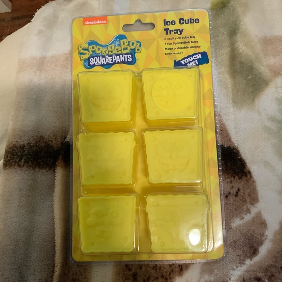 Nickelodeon | Kitchen | Spongebob Squarepants Silicone Ice Cube Tray ...